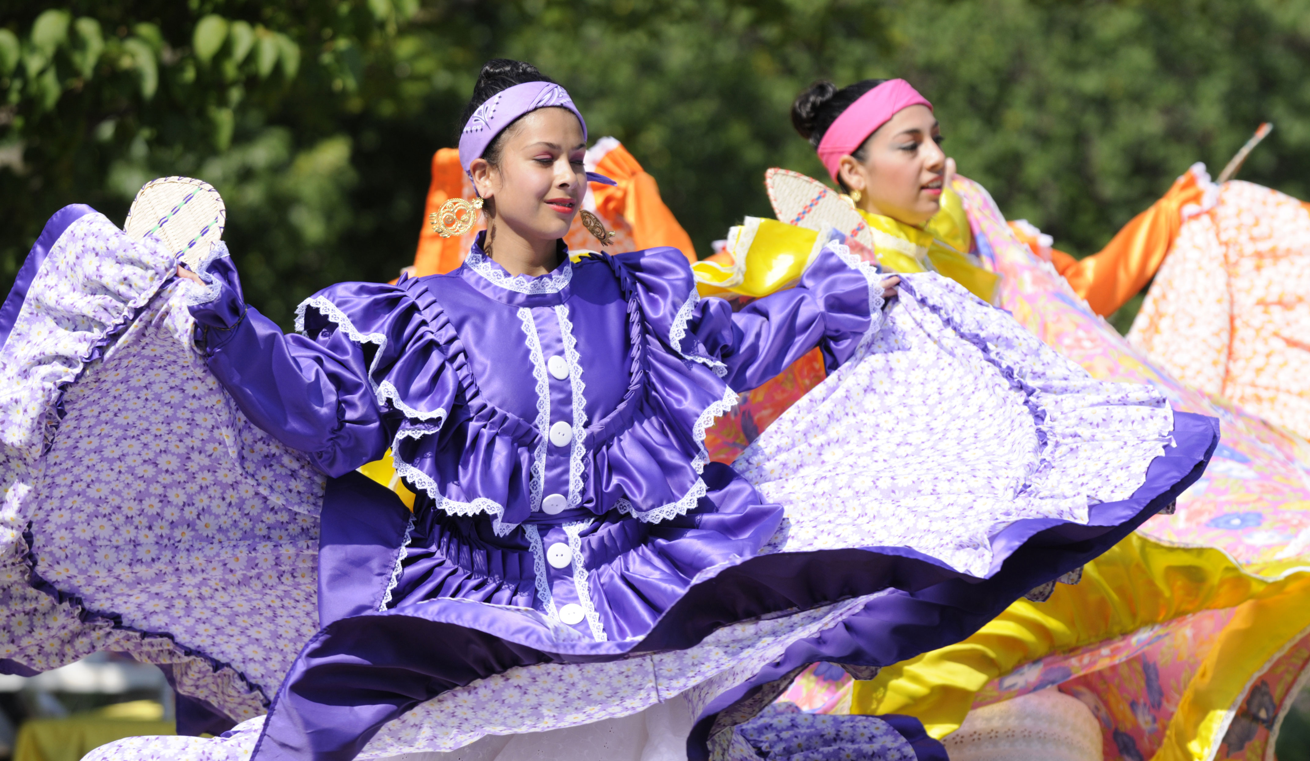 Contest spices up Latin festival | News, Sports, Jobs - Lawrence ...